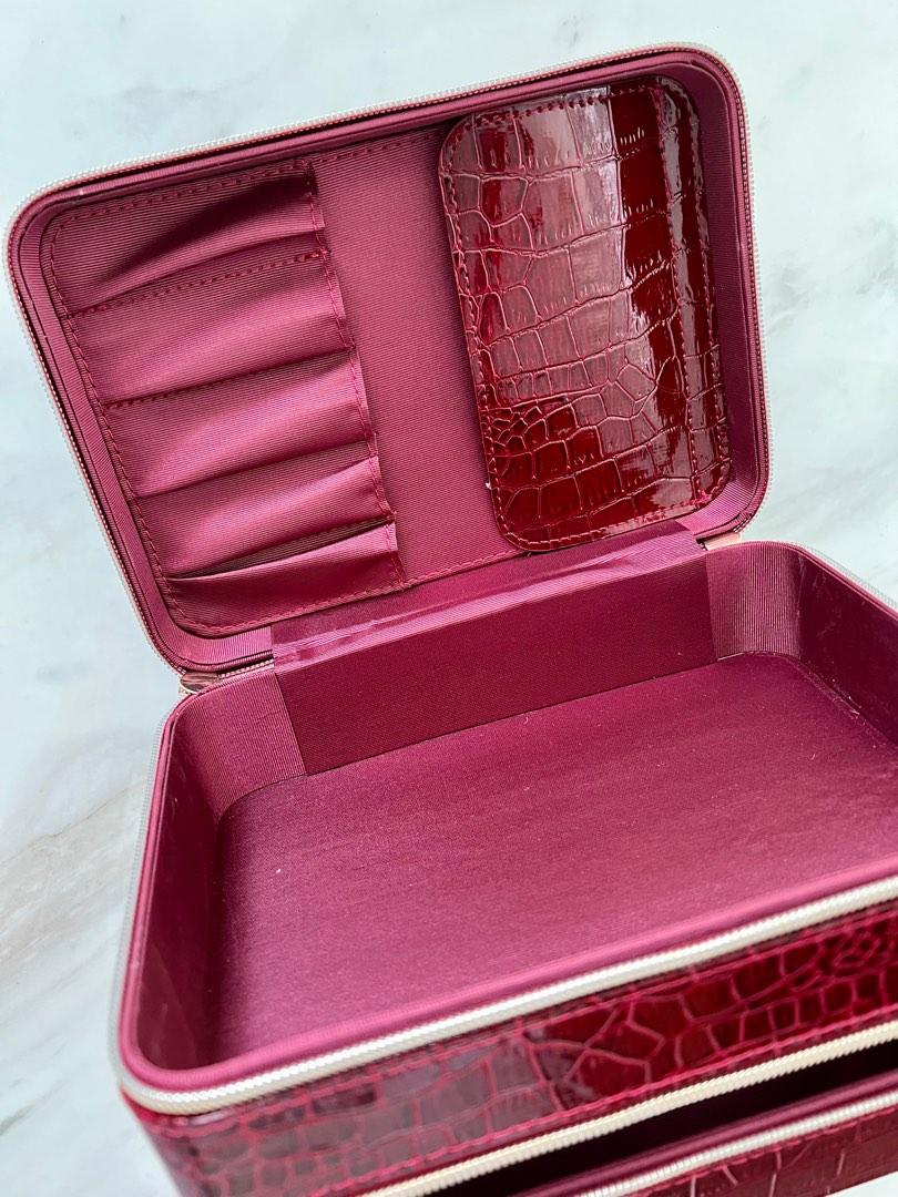 Ritz Carlton Mooncake Makeup Jewelry Vanity Bag, Furniture & Home ...