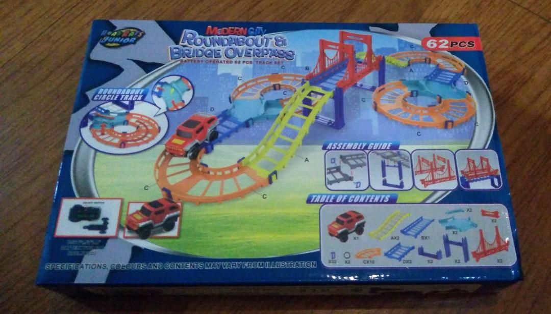Road Rats Jr. Modern City Roundabout and Bridge Overpass Toy. Tracks ...