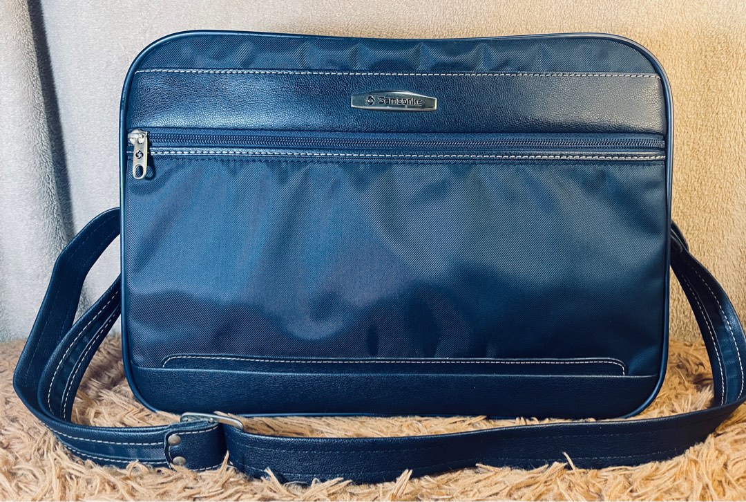 Samsonite Europe Blue and Gold Messenger Bag, Men's Fashion, Bags ...
