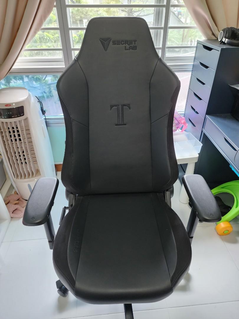 Secret Lab gaming chair, Furniture & Home Living, Furniture, Chairs on ...
