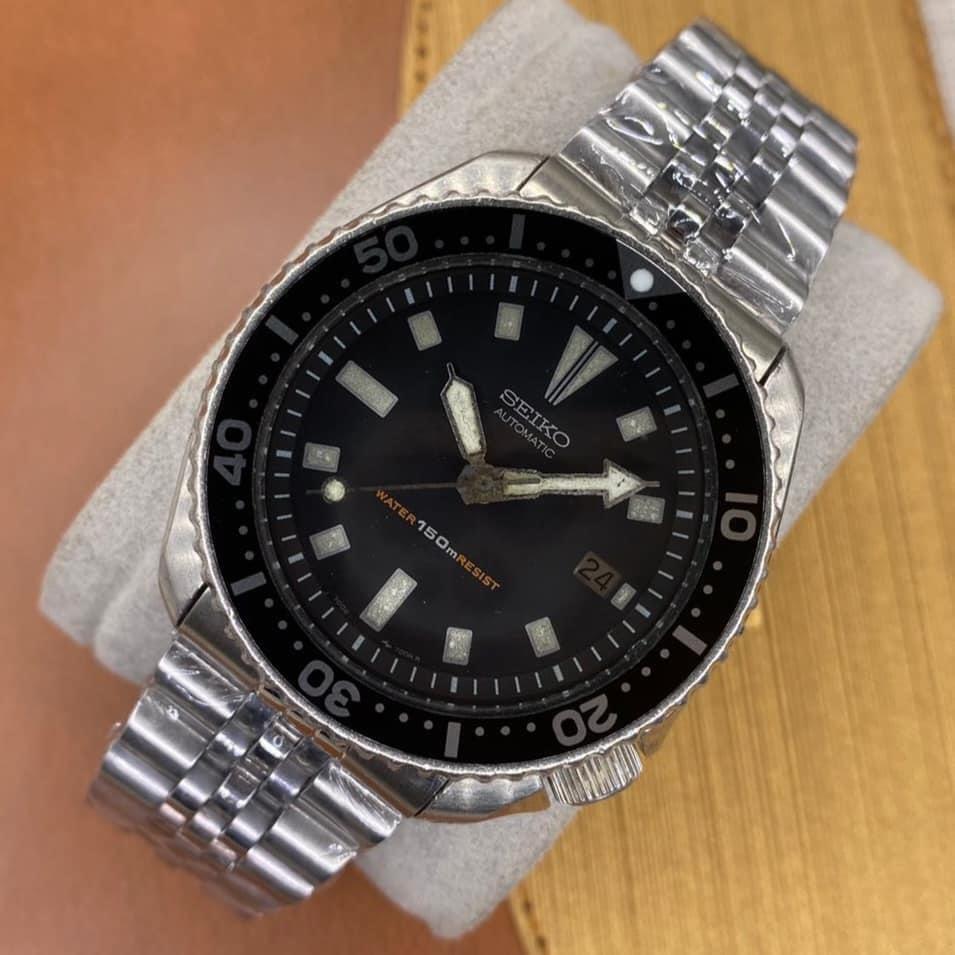 Seiko 7002-7000 Diver's 150 Meters (Resist) Watch, Men's Fashion ...