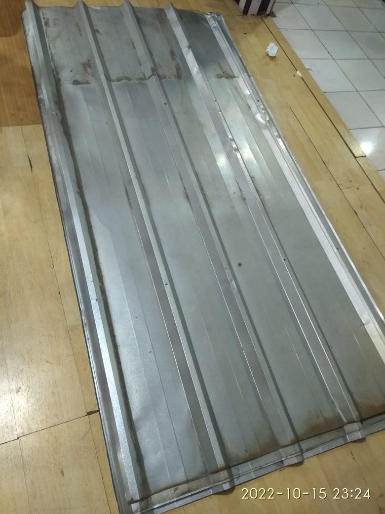 Spandex atap galvalu ada 9 lembar , Ukuran 230x90 harga 1jt semua ...