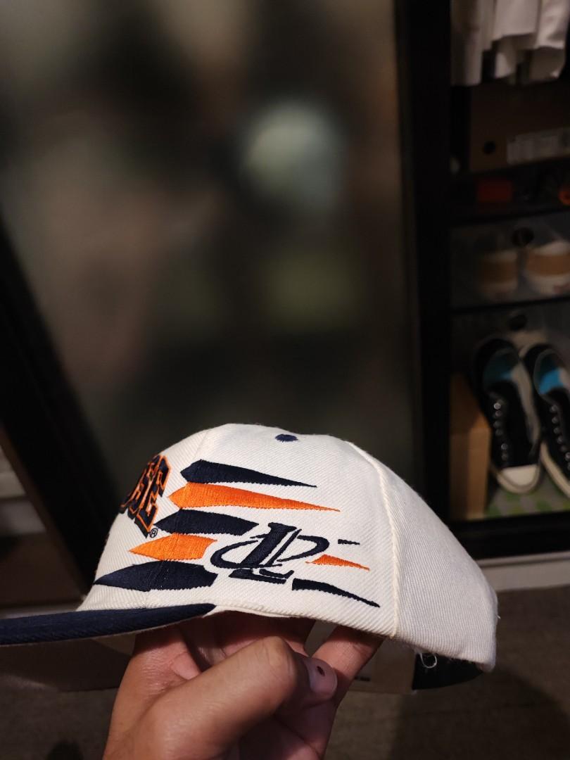 SYRACUSE VINTAGE CAP - LOGO ATHLETICS "DCUT", Men's Fashion, Watches ...
