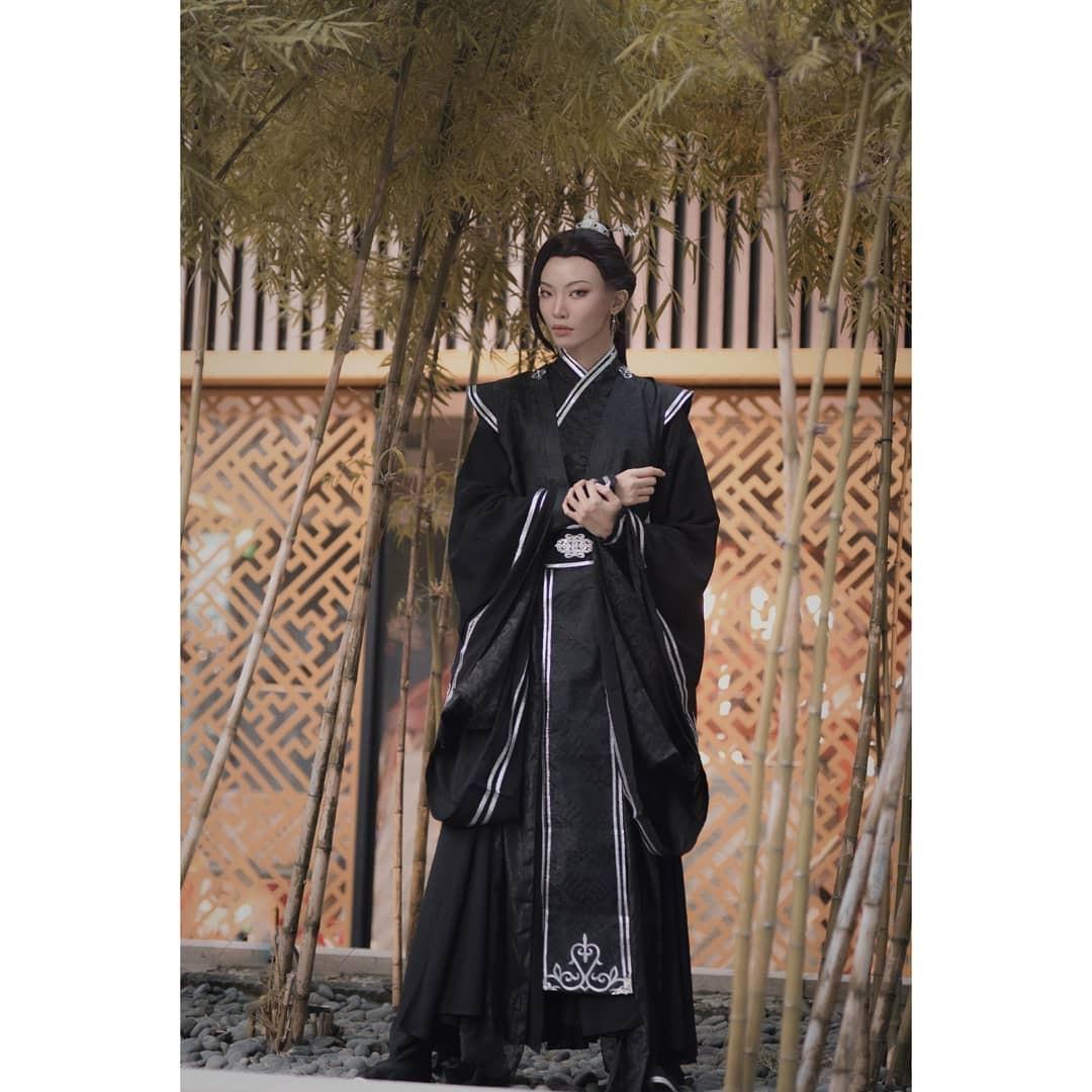 TGCF He Xuan cos, Hobbies & Toys, Toys & Games on Carousell