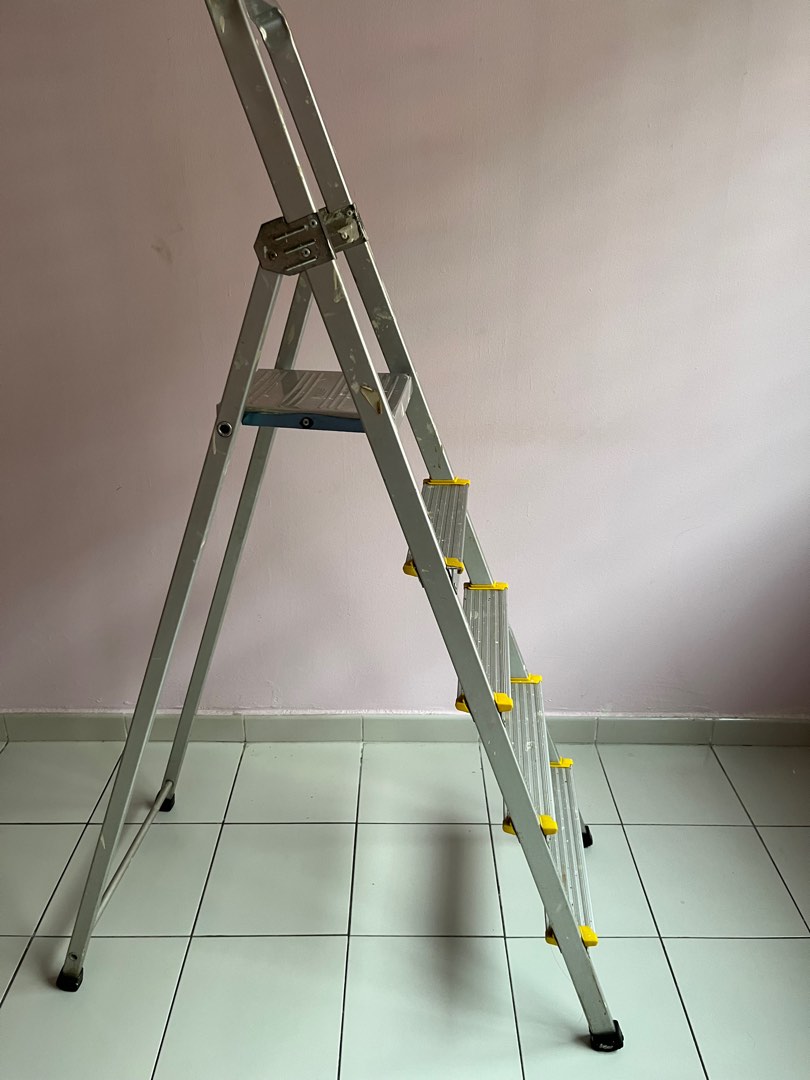 Used ladder, Furniture & Home Living, Home Improvement & Organisation ...
