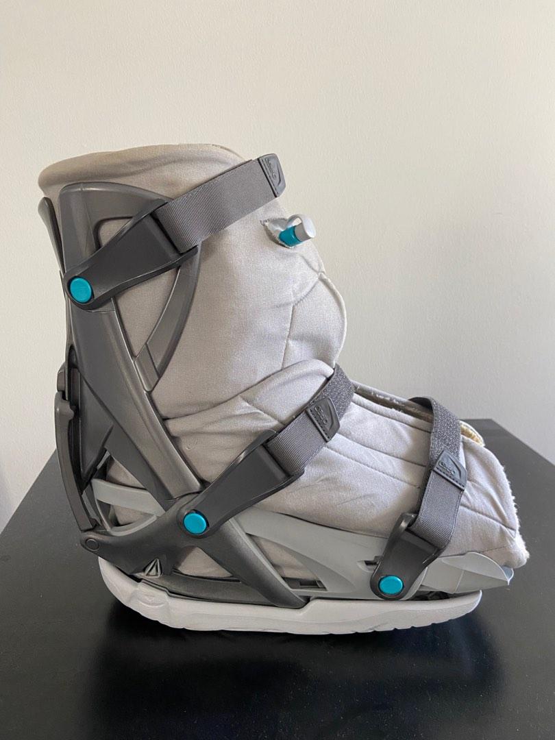 Vacoped boot medium size, Health & Nutrition, Medical Supplies & Tools ...