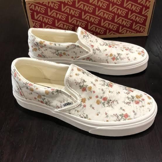 Vans Floral Slip-ons, Women's Fashion, Footwear, Sneakers on Carousell