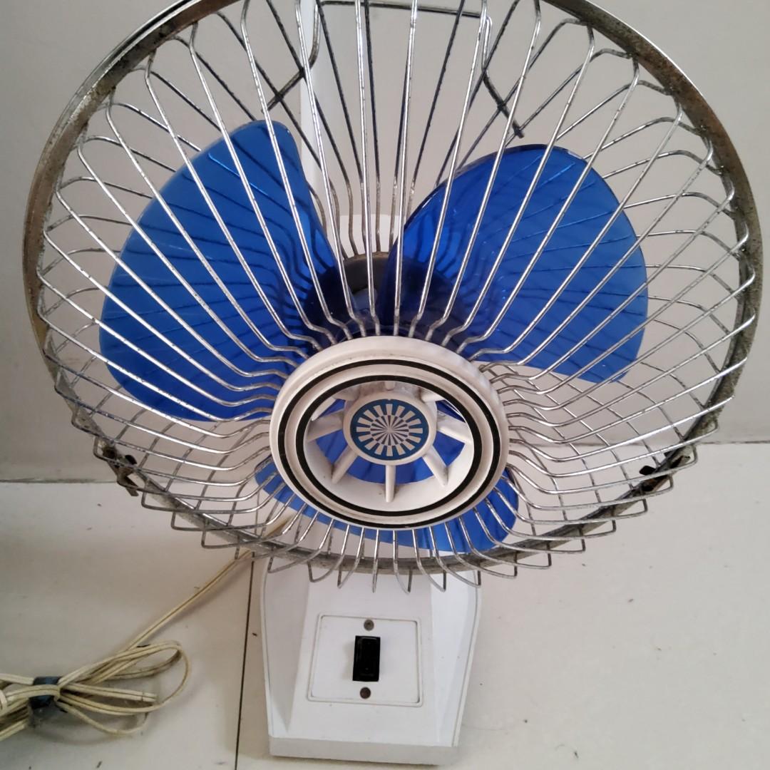 VINTAGE COLLECTIBLE ELECTRIC FAN. MADE IN JAPAN. 100 VOLTS. WORKING ...