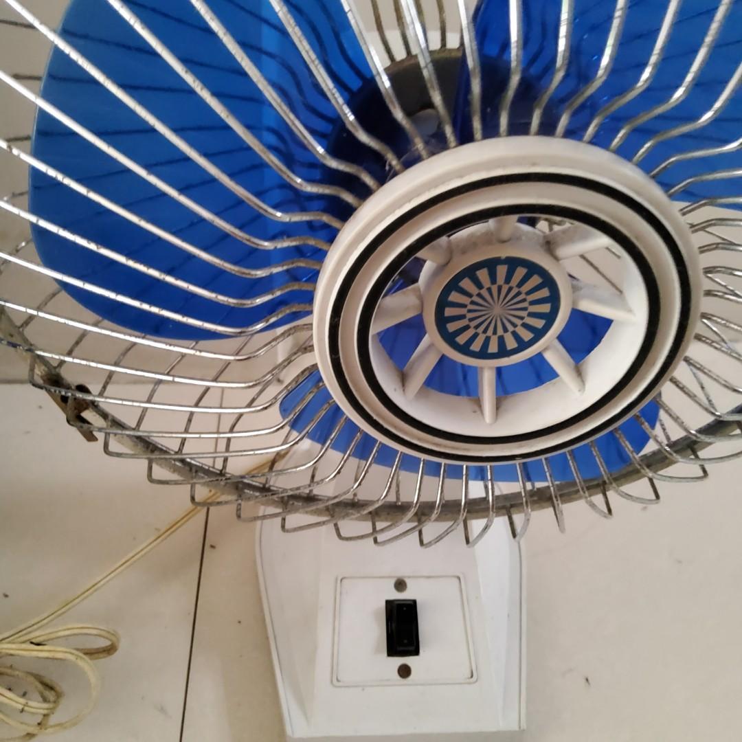 VINTAGE COLLECTIBLE ELECTRIC FAN. MADE IN JAPAN. 100 VOLTS. WORKING ...