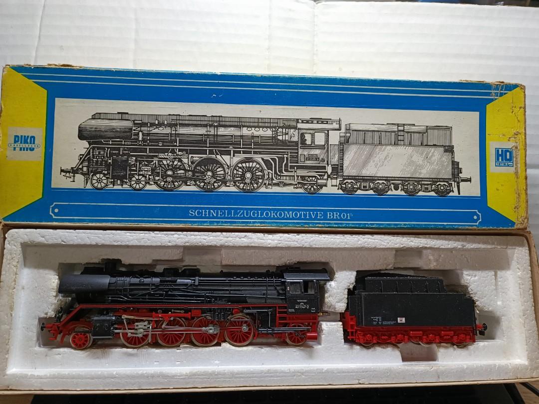 vintage train HO piko steam locomotive, Hobbies & Toys, Toys & Games on ...