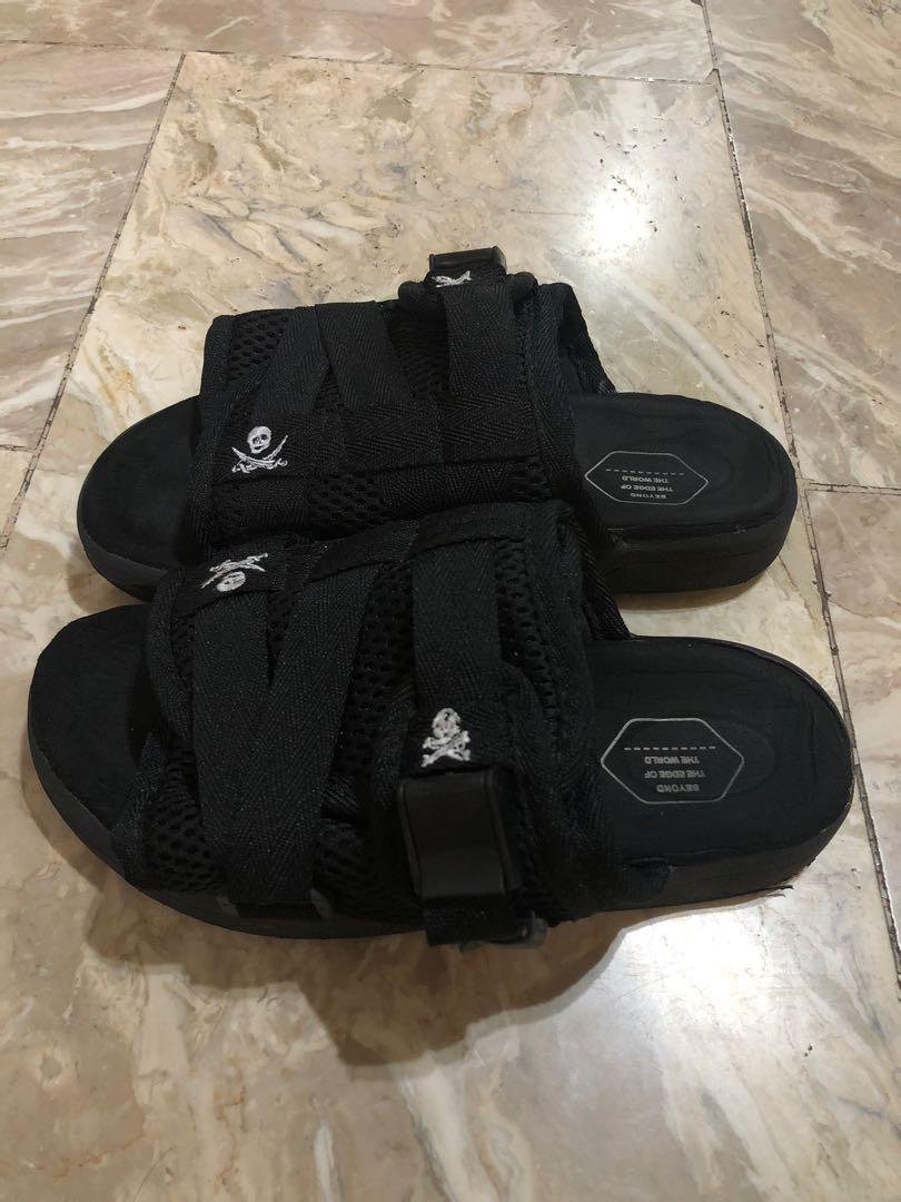 Visvim, Men's Fashion, Footwear, Slippers & Slides on Carousell