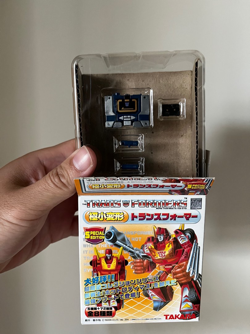 World Smallest Transformers - Soundwave and Ravage, Hobbies & Toys ...