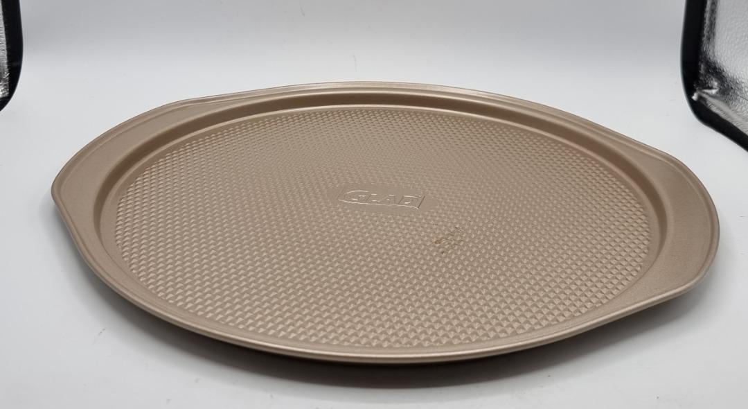 14 INCH GLAD Pizza Pan Large for Oven Non Stick Surface Bakeware Round ...
