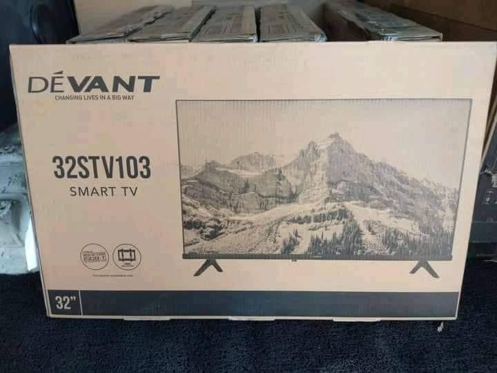 32" Smart TV Hisense & Devant, TV & Home Appliances, TV & Entertainment ...