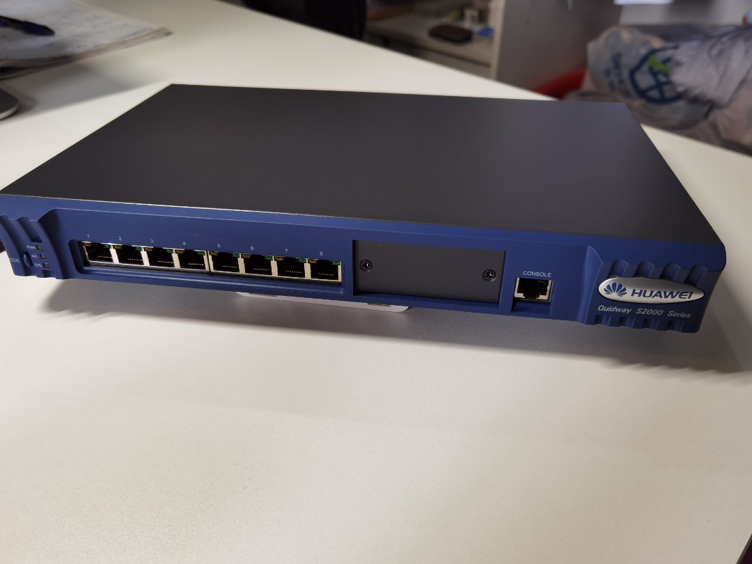 8*FE Port LAN Switch S2008HI 以太网交换机, Computers & Tech, Parts ...