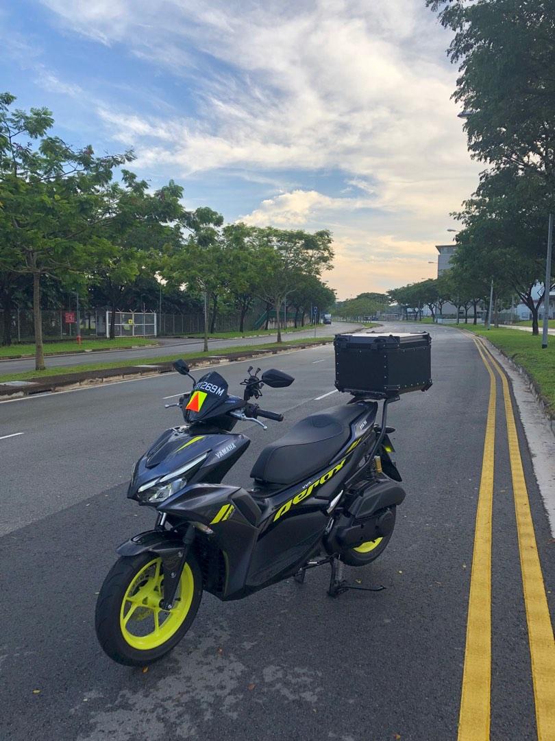 Aerox V2 Stock original Seat, Motorcycles, Motorcycle Accessories on ...