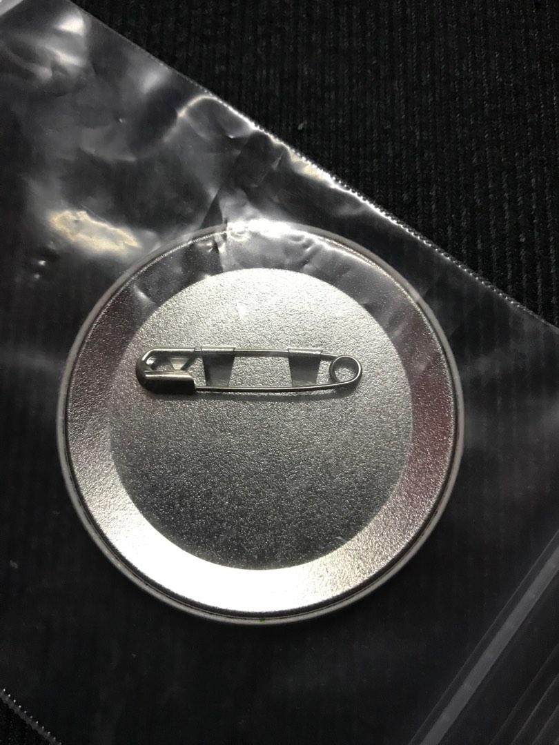 Badges Radio Eva, Hobbies & Toys, Collectibles & Memorabilia, Fan ...