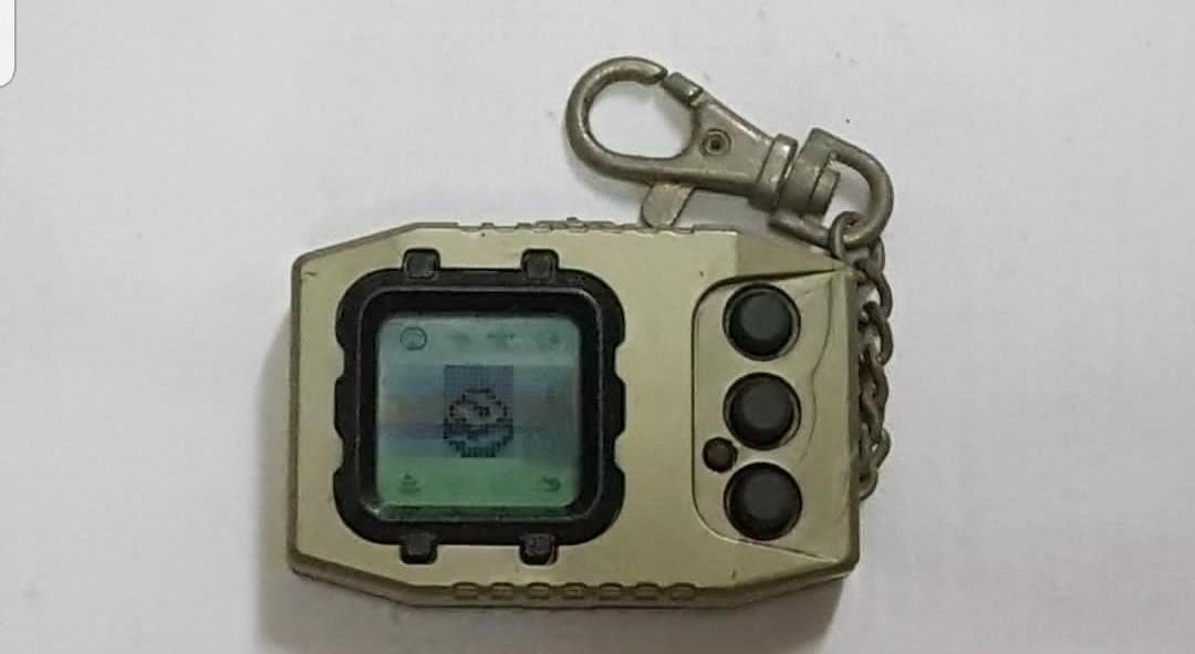 Bandai Digimon Digivice Pendulum Silver With Black Buttons 1998 ...