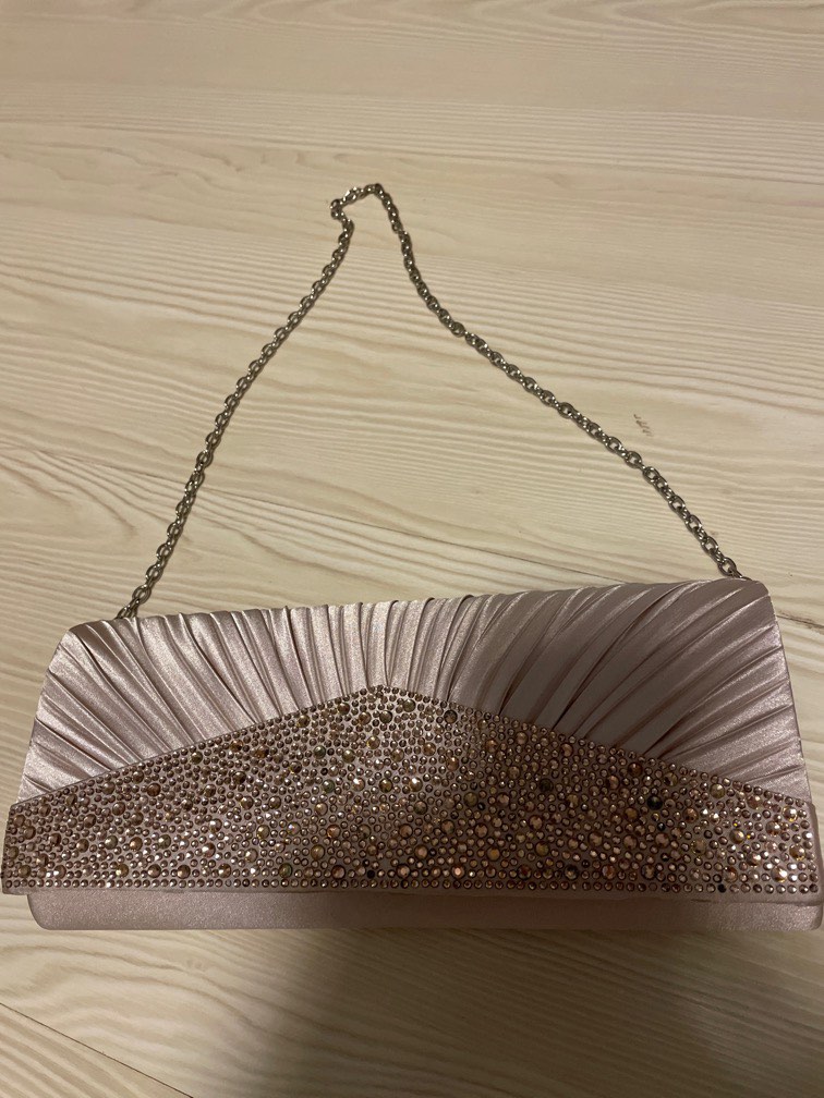 Chomel Dinner’s Bag, Women's Fashion, Bags & Wallets, Clutches on Carousell
