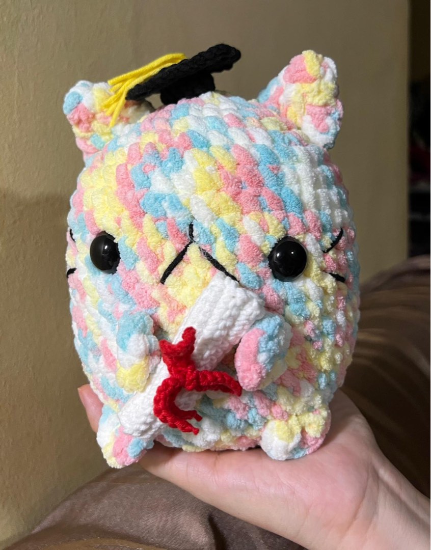Crochet Graduation Pusheen, Hobbies & Toys, Stationery & Craft ...