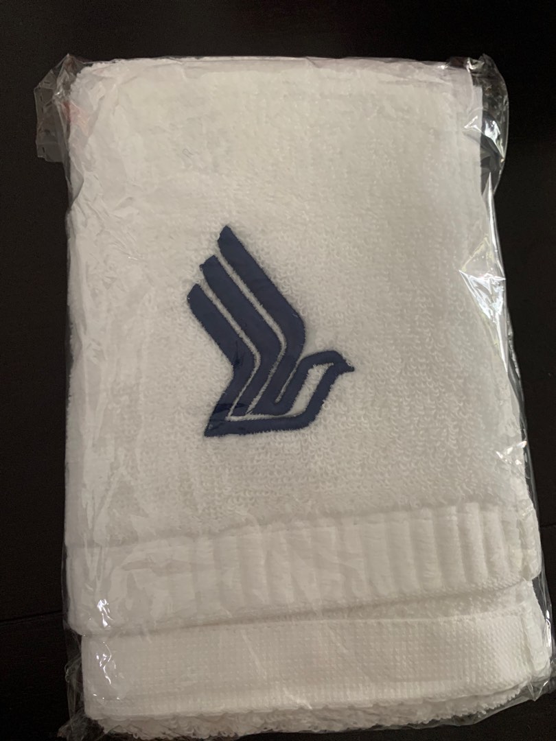 Exclusive SIA towel, Furniture & Home Living, Bedding & Towels on Carousell