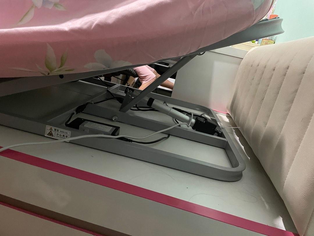 Extendable bed frame, Furniture & Home Living, Furniture, Bed Frames ...