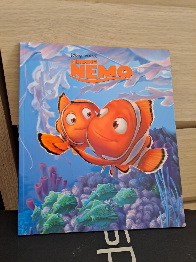Finding nemo book, Buku & Alat Tulis, Buku Anak-Anak di Carousell