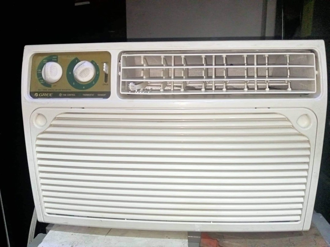 Gree aircon .5hp, Furniture & Home Living, Lighting & Fans, Fans on ...