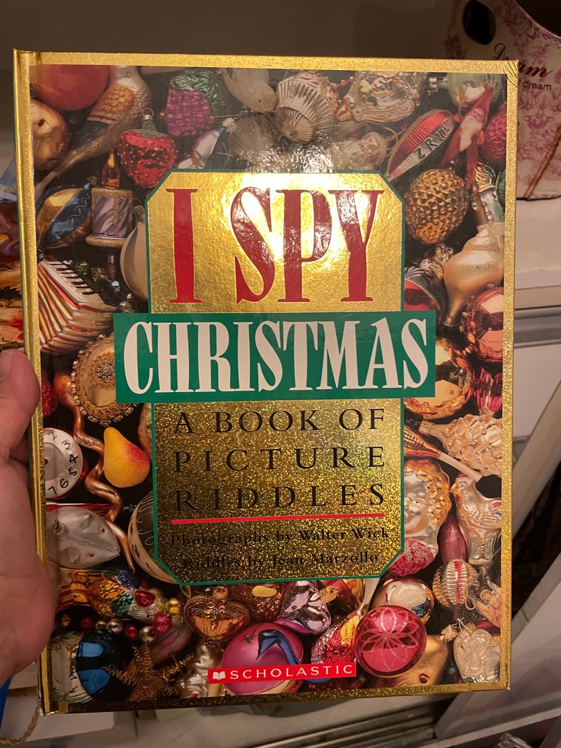 I Spy (A Book of Picture Riddles), Hobbies & Toys, Books & Magazines ...