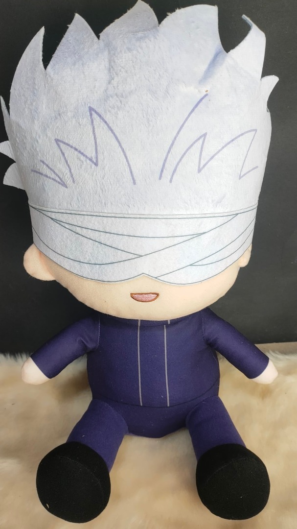 Jumbo Gojo Plushie 13" Original and Brand New with Paper tag, Hobbies ...