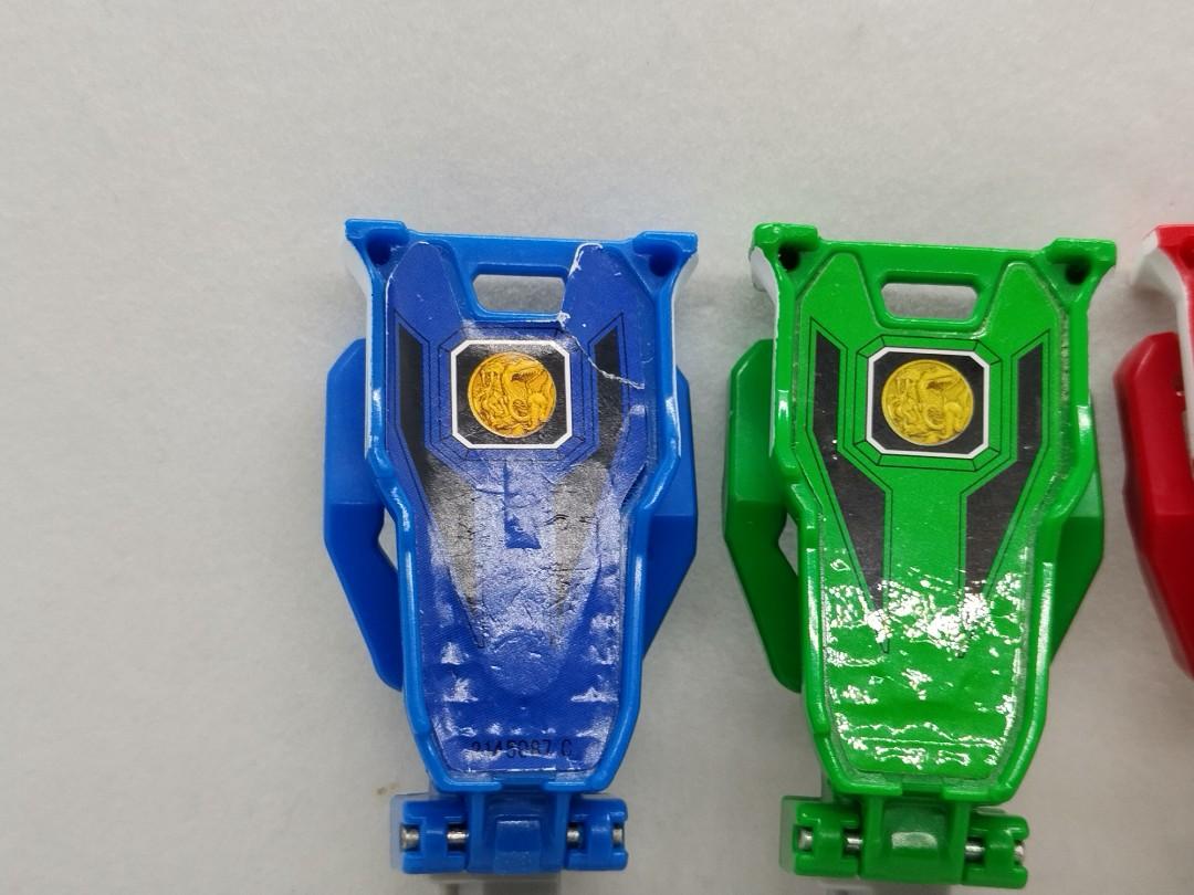 Kaizoku Sentai Gokaiger - Ranger Key - Kyoryu Sentai Zyuranger ...