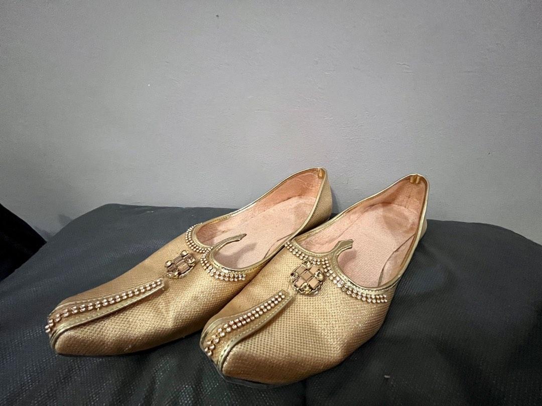 Luxury Gold Shirvani Set, Women's Fashion, Dresses & Sets, Traditional ...