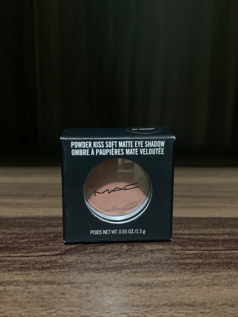 Mac POWDER KISS SOFT MATTE EYE SHADOW My Tweedy, Beauty & Personal Care, Face, Makeup on Carousell