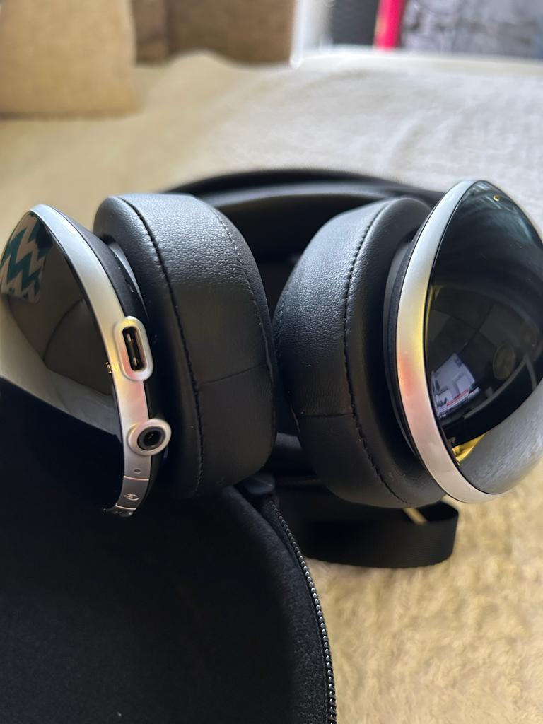 Mercedes Benz headset, Audio, Headphones & Headsets on Carousell