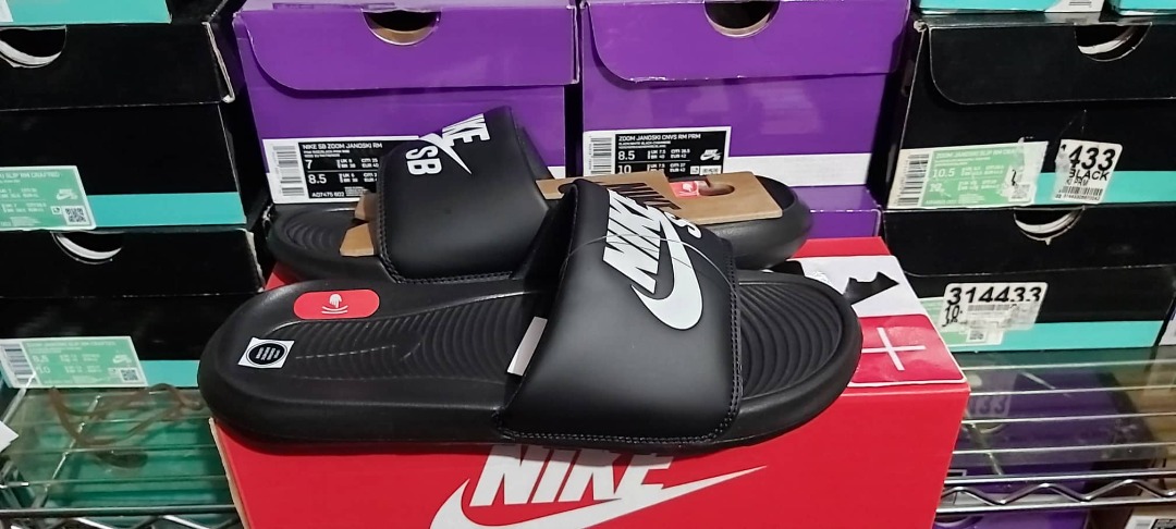 Nike Nike SB Victori One Slides Black White, Men's Fashion, Footwear ...