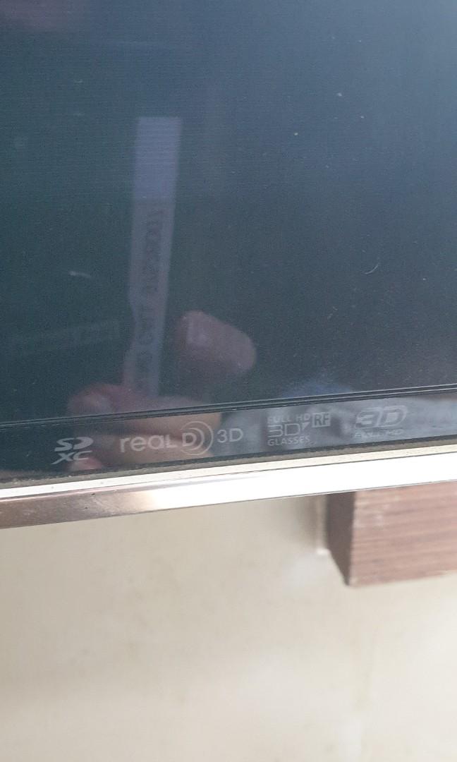 Panasonic Viera TC-P65VT50 Out of order, glass panel cracked, TV & Home ...