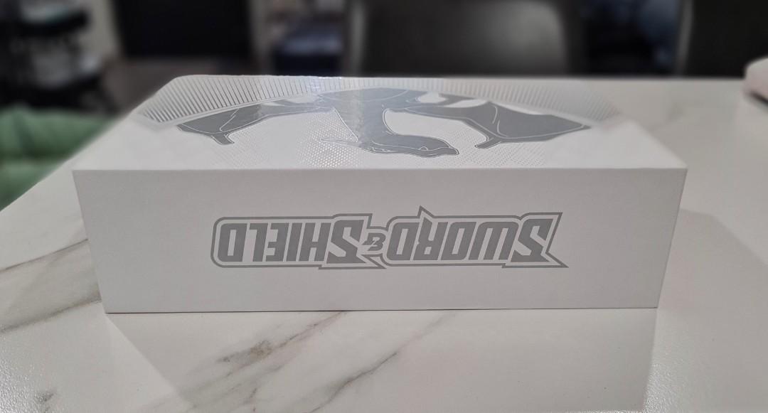 Pokemon Charizard Ultimate Premium Collection Accessories, Hobbies ...