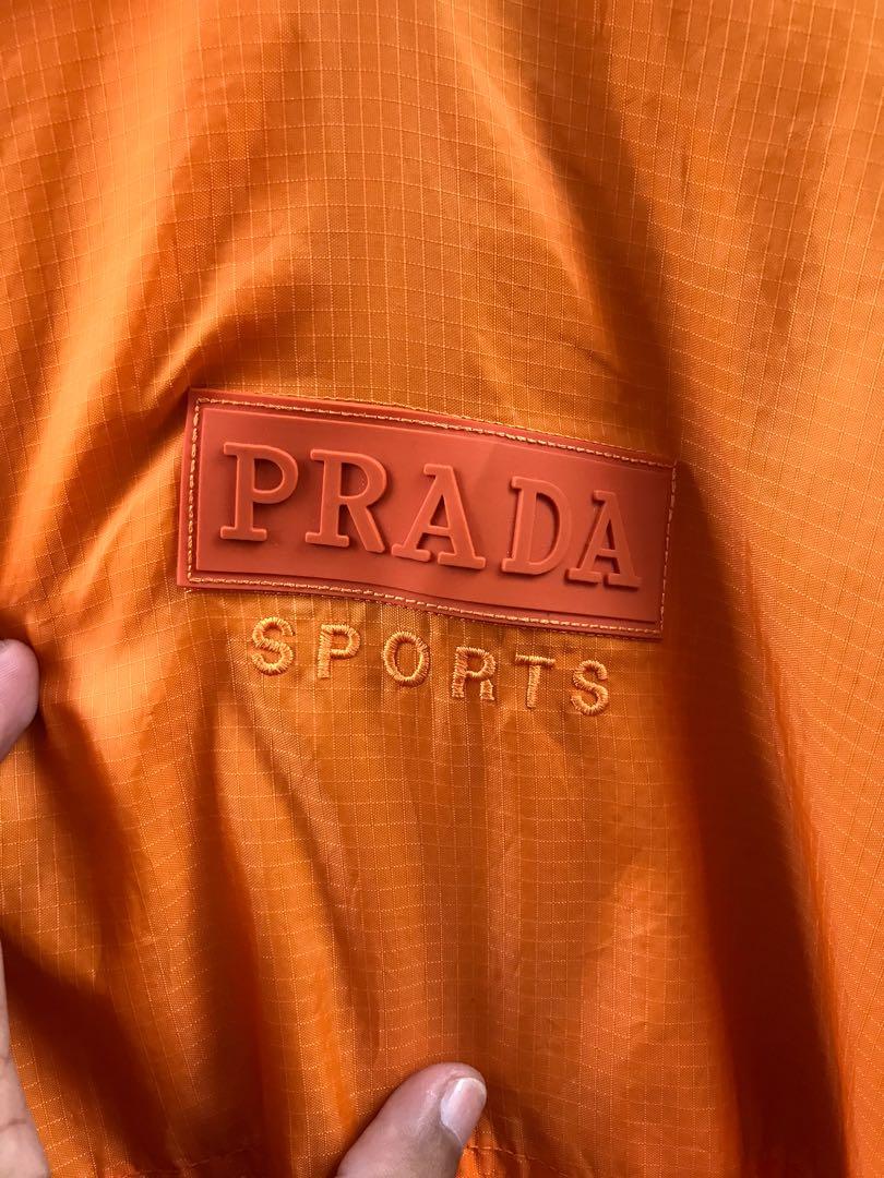 PRADA SPORTS WINDBREAKER VINTAGE LEGIT, Men's Fashion, Coats, Jackets and Outerwear on Carousell