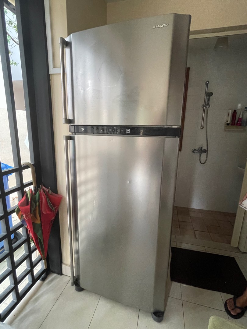 Sharp fridge / freezer (FREE), TV & Home Appliances, Kitchen Appliances ...