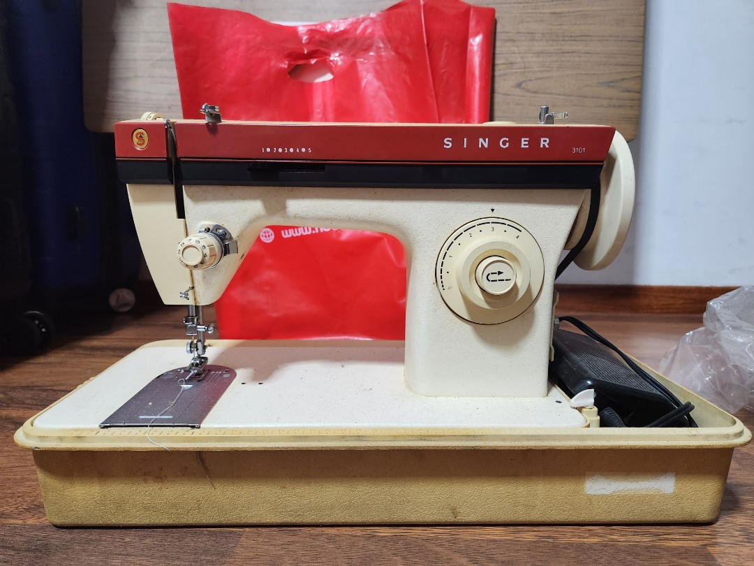 Singer brand sewing machine, TV & Home Appliances, Other Home ...