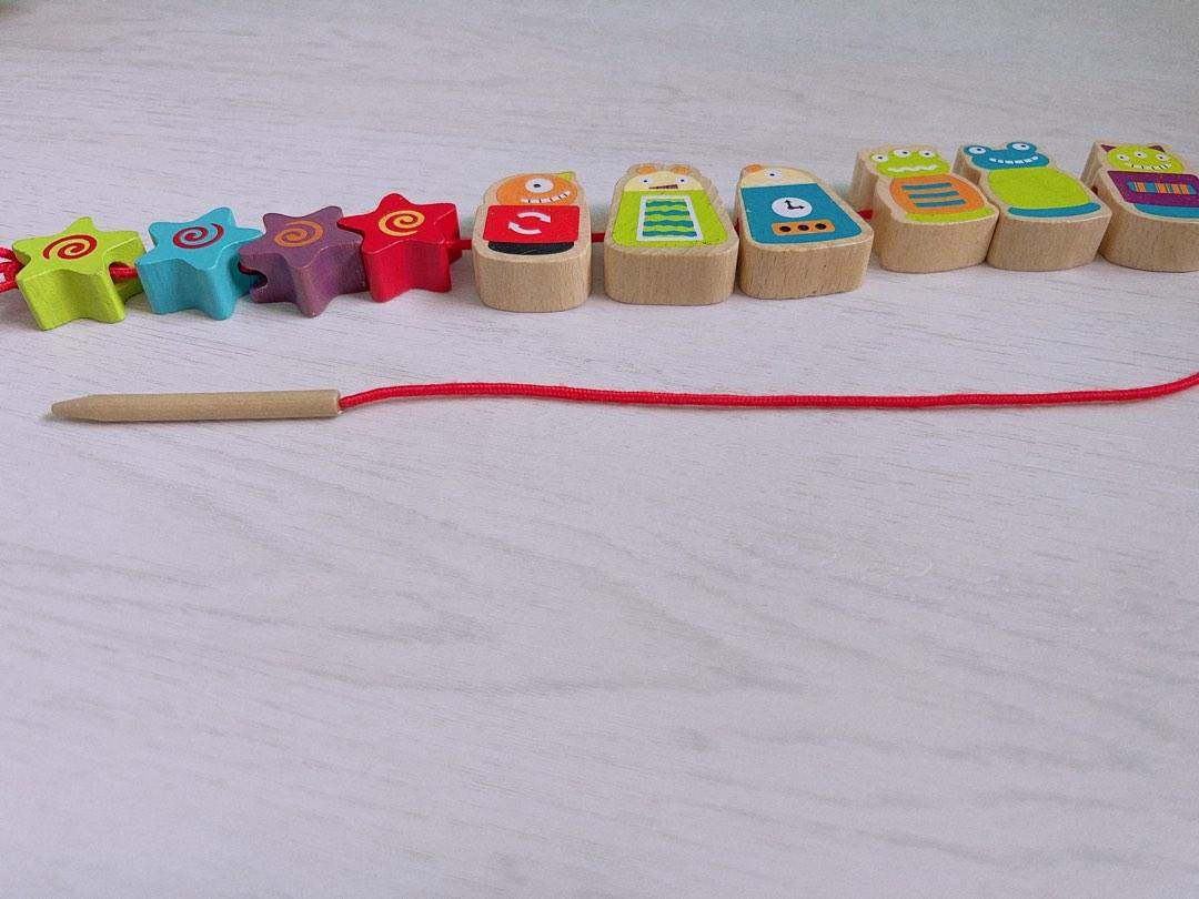 Train motor skill eye coordination Threading wooden animals shape ...