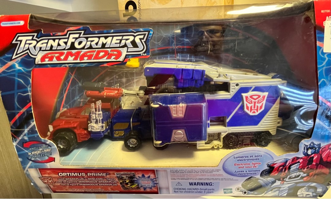 Transformer Armada - Optimus Prime, Hobbies & Toys, Toys & Games on Carousell