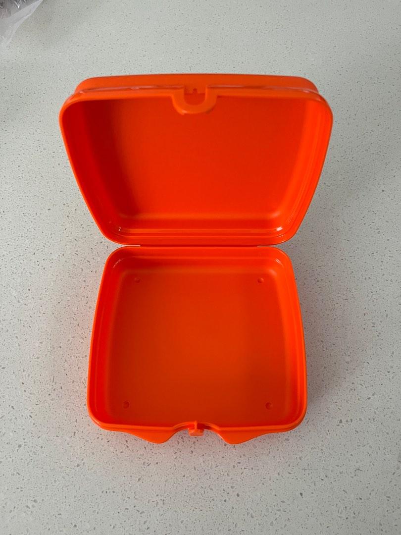 Tupperware Sandwich Keeper, Furniture & Home Living, Kitchenware ...