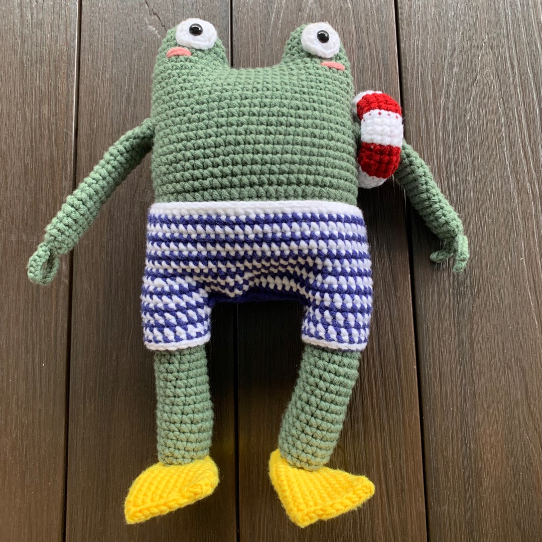 Victor Frog from Animal Friends of Pica Pau, Everything Else on Carousell