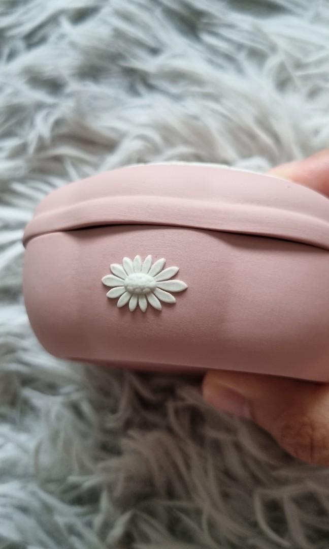Vintage Wedgwood Jasperware Pink Scalloped Box (Aurion on Chariot ...