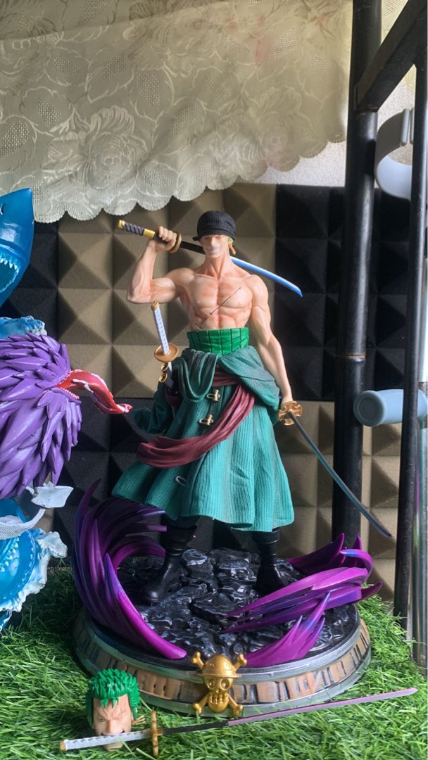Figure one piece Zoro copy dream studio, Hobbies & Toys, Toys & Games ...