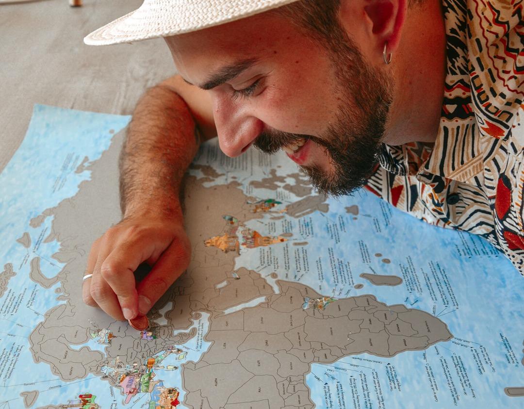 旅行清單刮刮地圖 | Travel Bucket List Scratch Map | 環遊世界地圖 | 旅行地圖, 興趣及遊戲, 書本 ...
