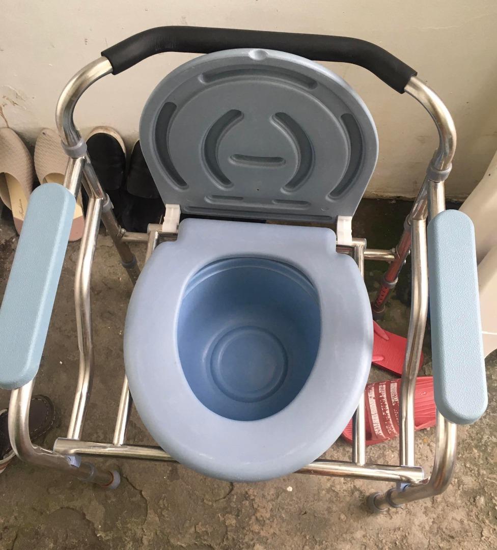 Portable Heavy Duty Adult Commode Chair Toilet, Health & Nutrition ...