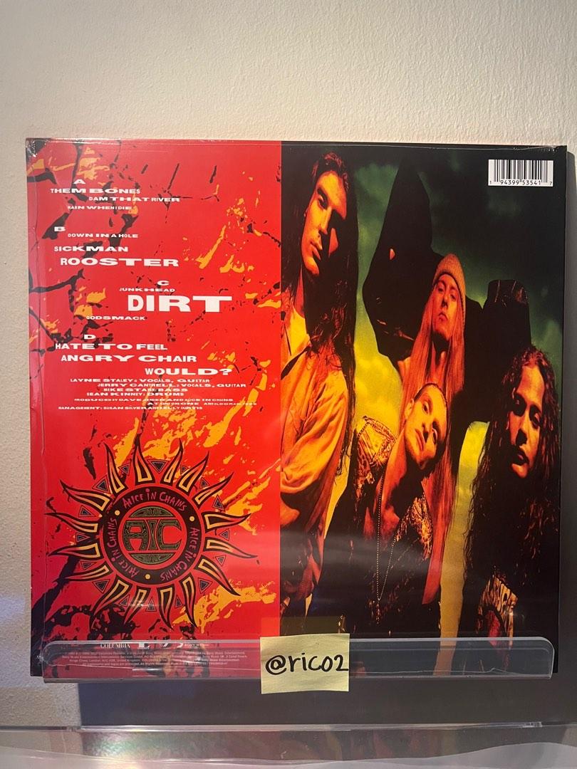 Alice in Chains - Dirt Vinyl 2 x LP, Hobbies & Toys, Music & Media, Vinyls on Carousell