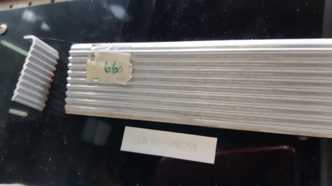 Aluminum ALUMINIUM ANTI NON SLIP STAIR EDGE NOSING -TRIM-STAIR NOSINGS ...